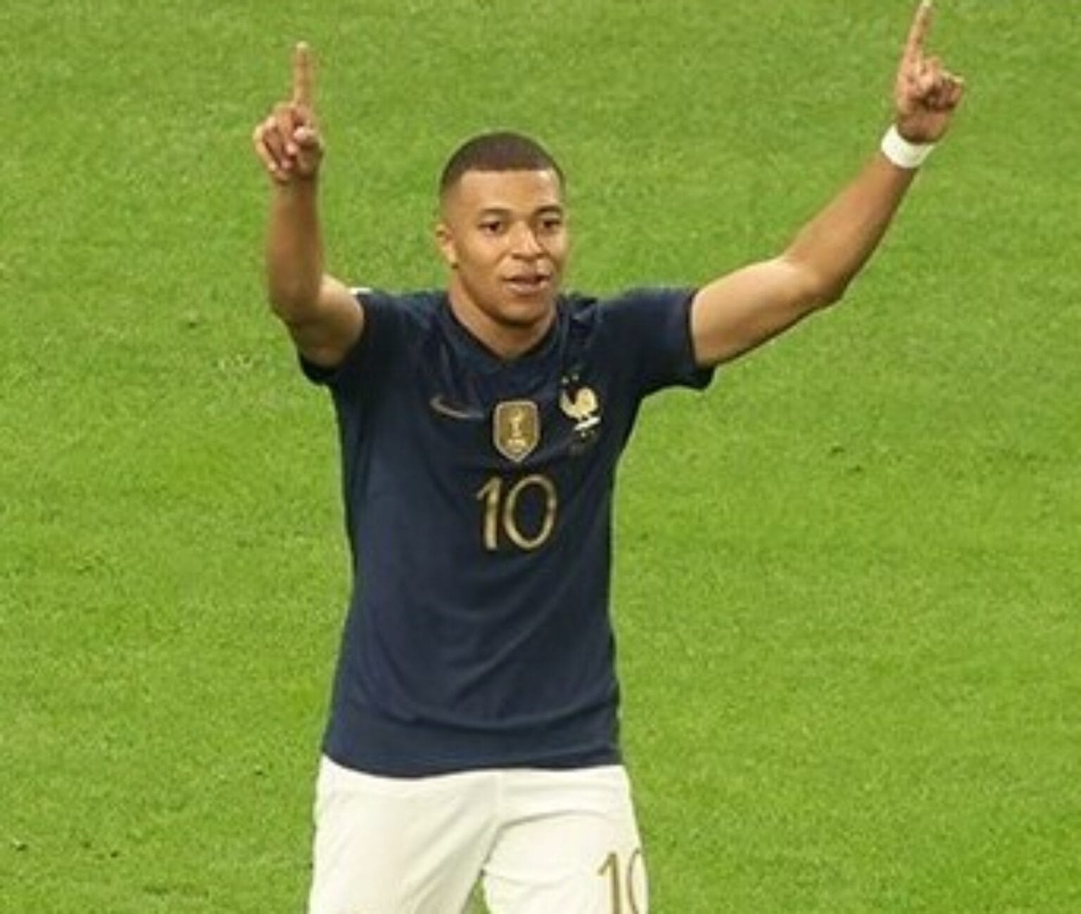 Mbappé Seen Wearing Hakimi’s Shirt at Prince Moulay Abdellah Stadium ...