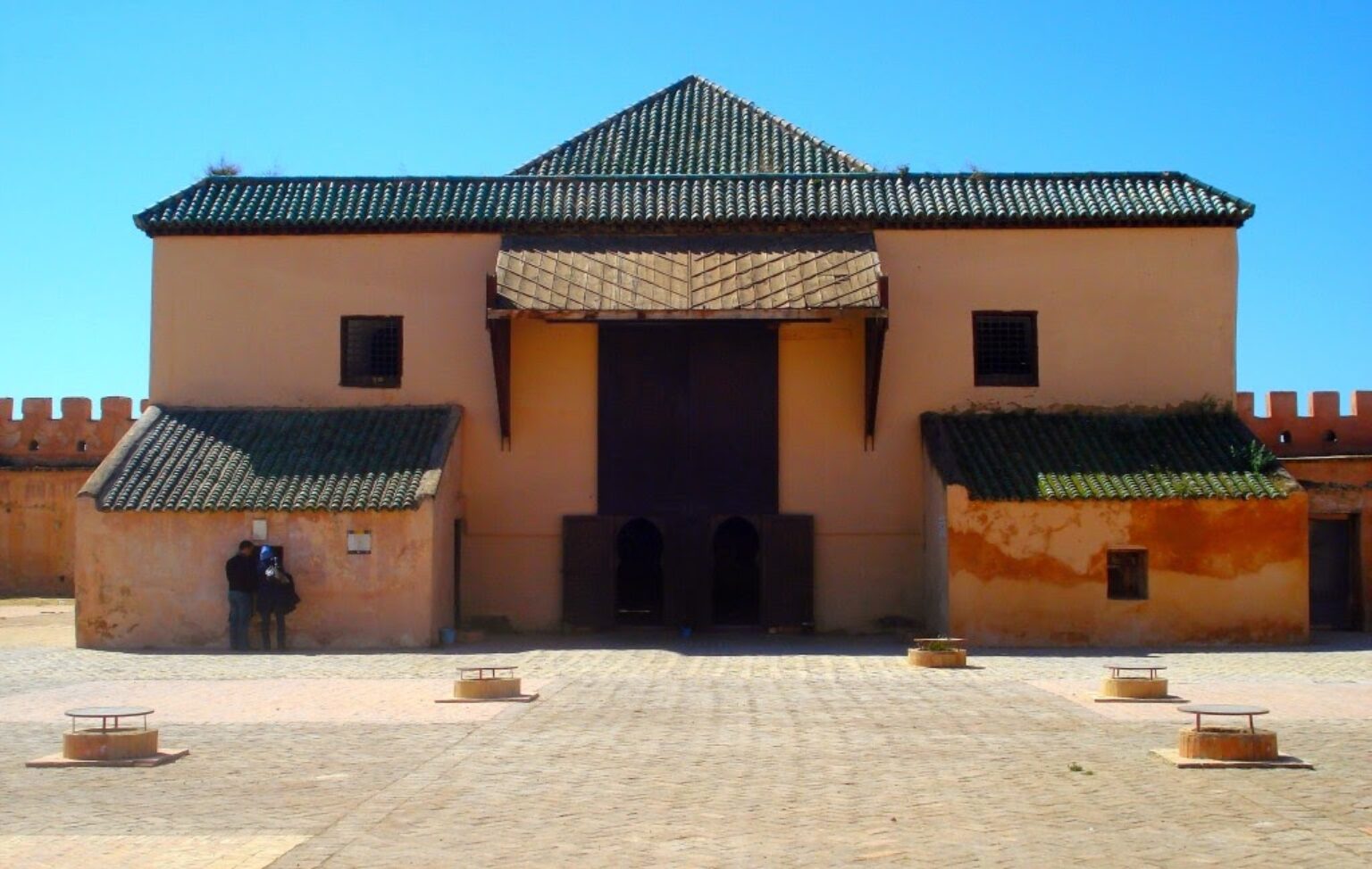 Bab Mansour Gate in Meknes: The Most Magnificent Imperial Gate in ...